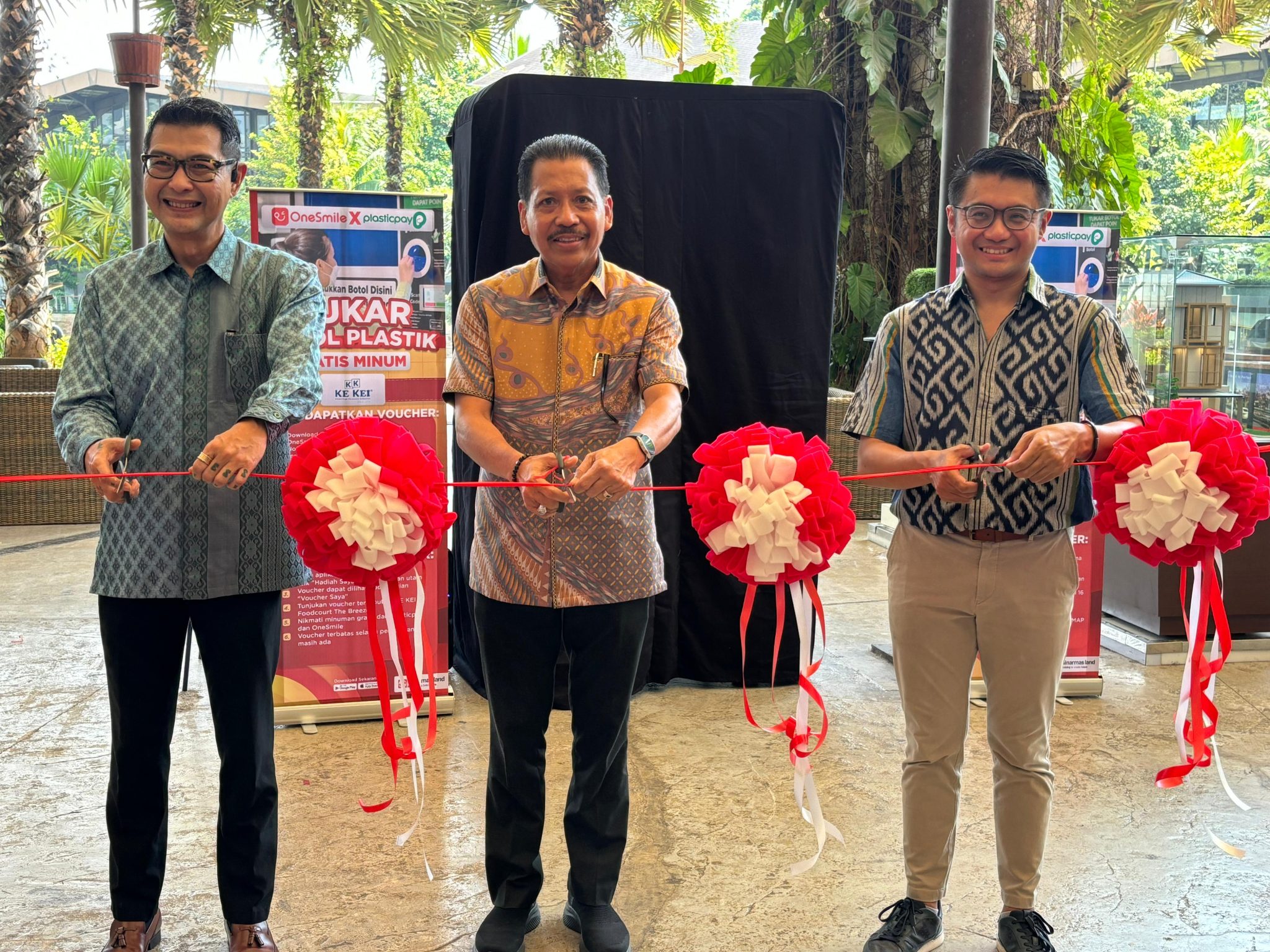 Sinar Mas Land dan Plasticpay Resmikan Reverse Vending Machine
